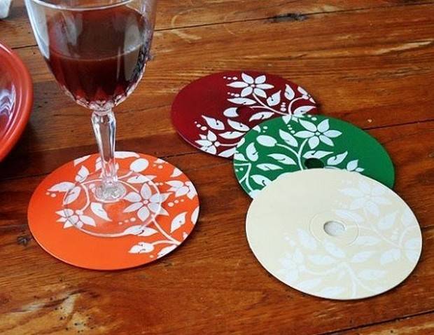 Instead Of Throwing Out Old CDs, You Can Turn Them Into Beautiful ...