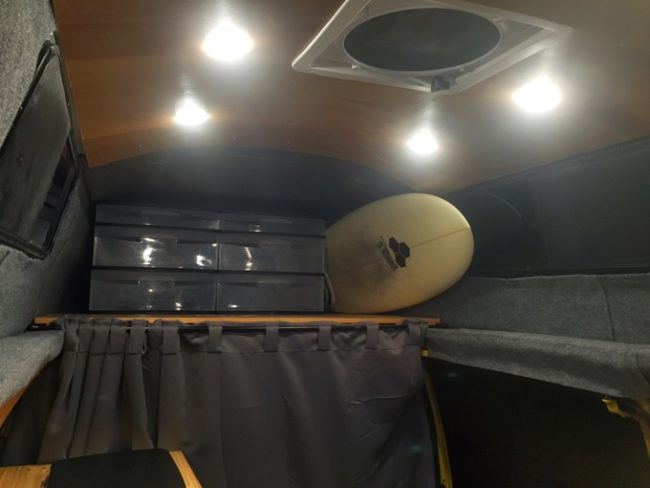 He Turned A Rusty, Old Cargo Van Into An Epic Camping Mobile – ViralNova