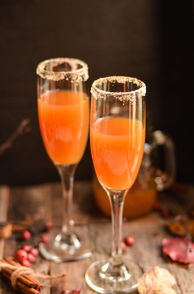 15 Unique Cocktails That’ll Impress All Of Your Guests At Your New Year ...