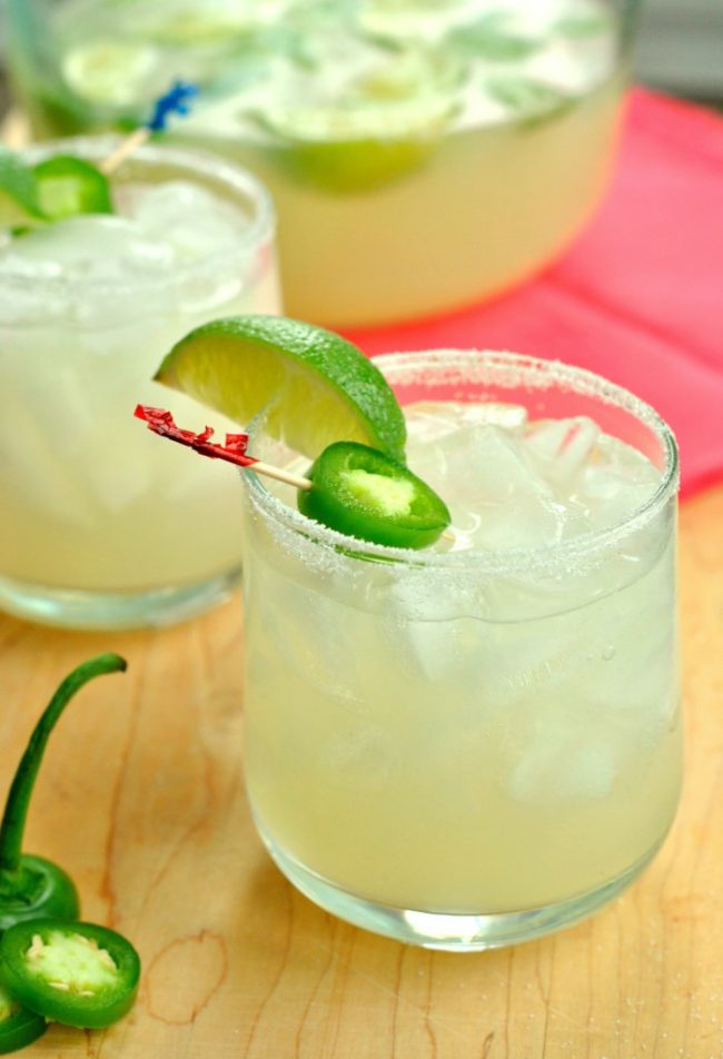 15 Unique Cocktails That’ll Impress All Of Your Guests At Your New Year ...