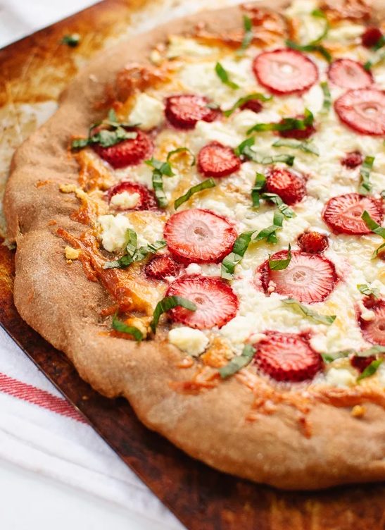 15 Unusual Homemade Pizza Recipes That’ll Take You Out Of Your Comfort ...