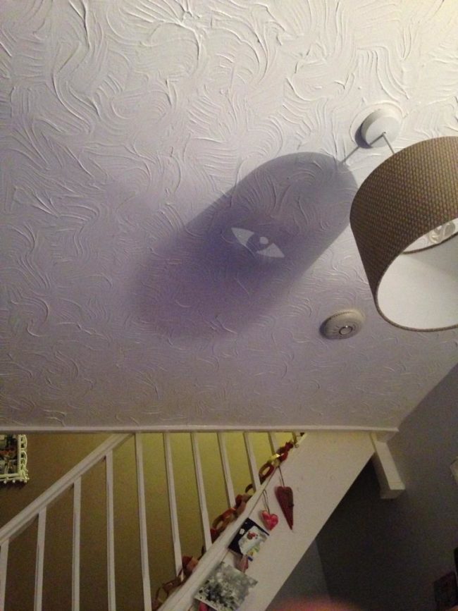 32 Creepy, Beautiful, And Weird Shadows That’ll Make You See The World ...