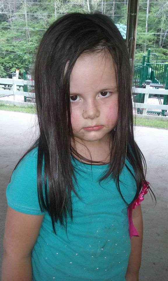 These Photos Of Kids Look Normal, But People Are Seeing Something ...